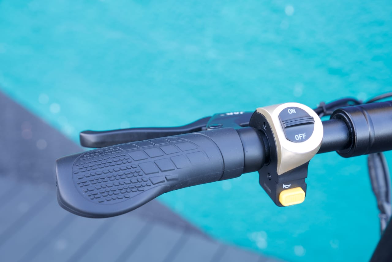 Solar P1 3.0: the Fastest Electric Scooter Under $1300